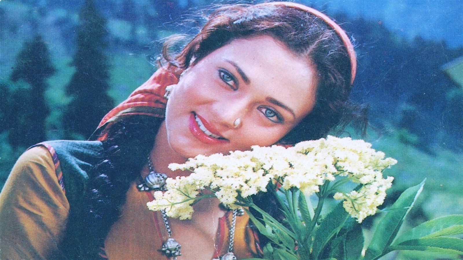 Movers Move: Mandakini - Indian Actress