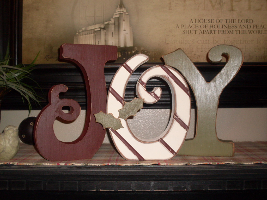 Traditions Craft Kits: Lots of Cut-Out Letters