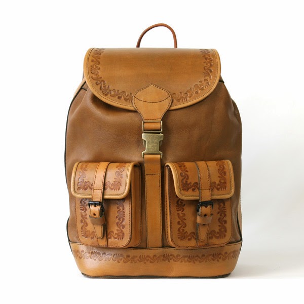 The Medusa's Clothes: Beara Beara Backpacks