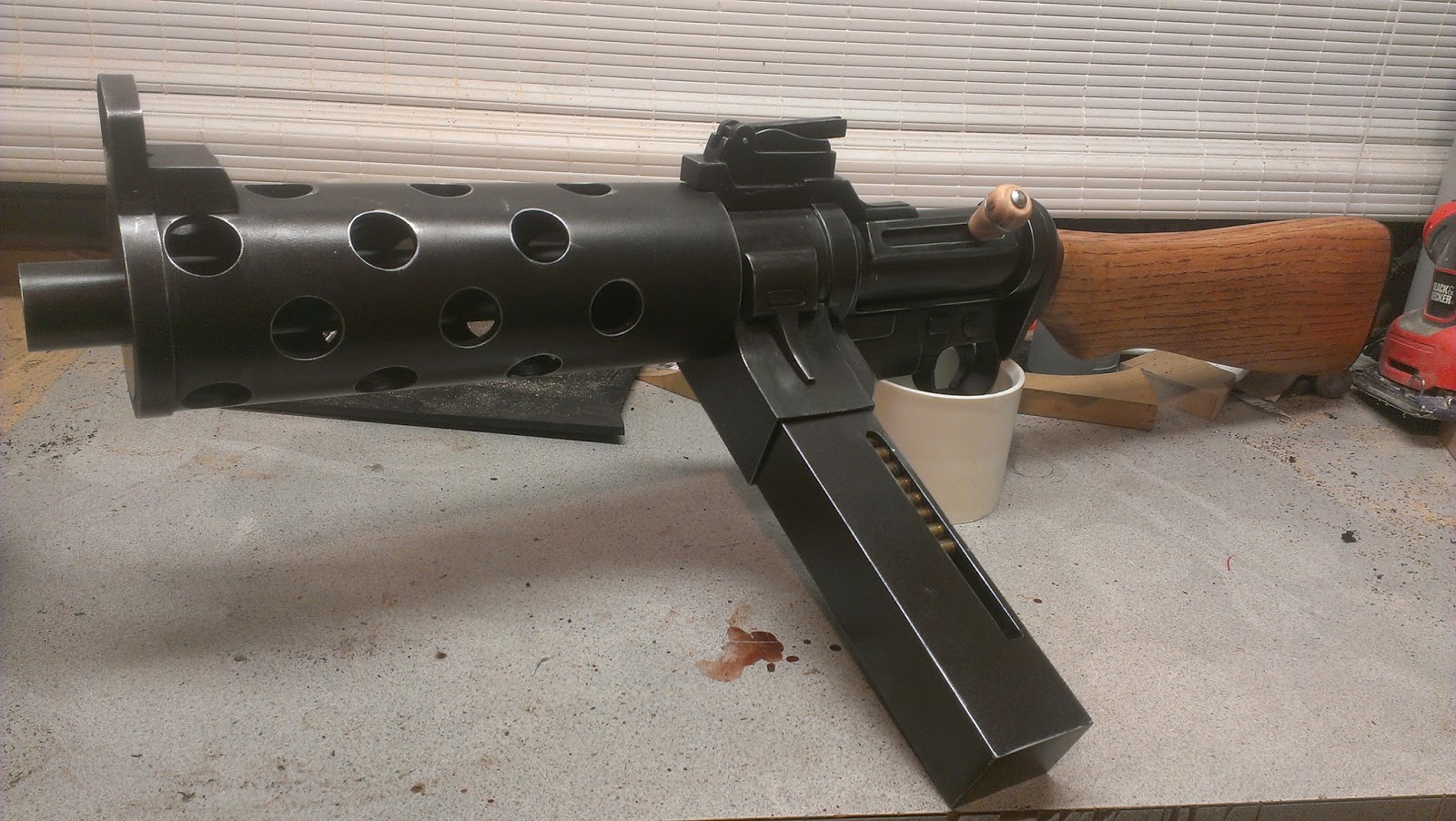 Weaselhammer Props: Bioshock Infinite Triple R repeater machine gun build