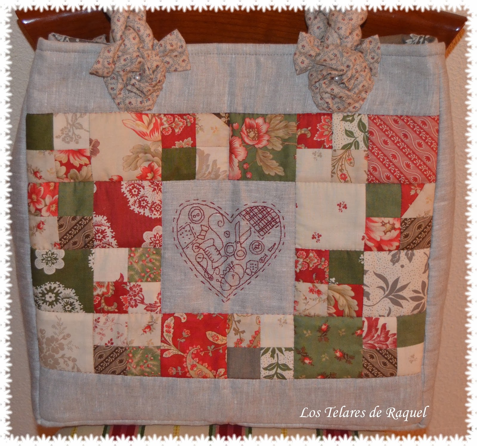 Los Telares de Raquel: ¡¡Bolso de labores en Patchwork!!