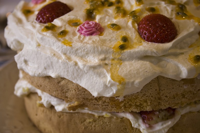 The Food Collective Raving Recipes: Winning sponge cake