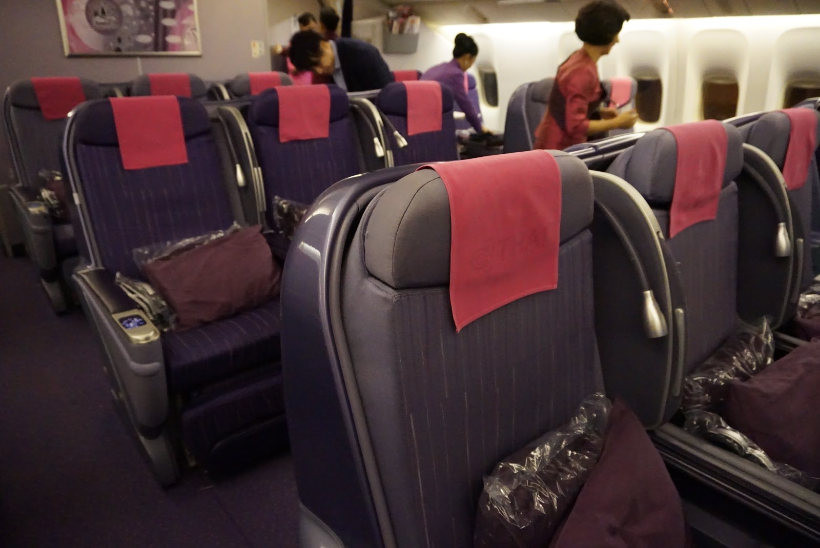 Zephyrous Travels: [Airline Review] - Thai Airways (TG670) / (TG671 ...