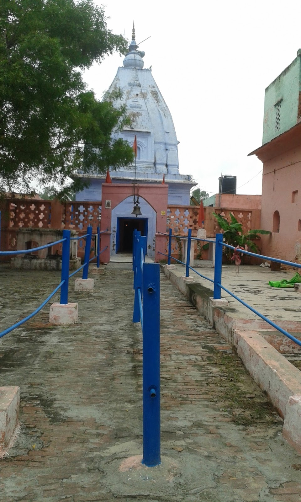 Garh The Tourism: kalyanpura temple(bhooto ka temple)