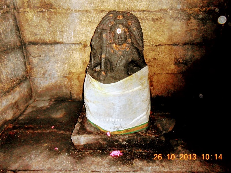 A Wandering Heritager: Arulmigu Kutralanathar Temple / Arulmigu ...