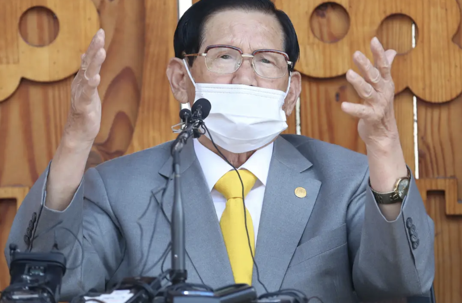 Shincheon-ji president Lee Man-hee diagnosed with the Coronavirus