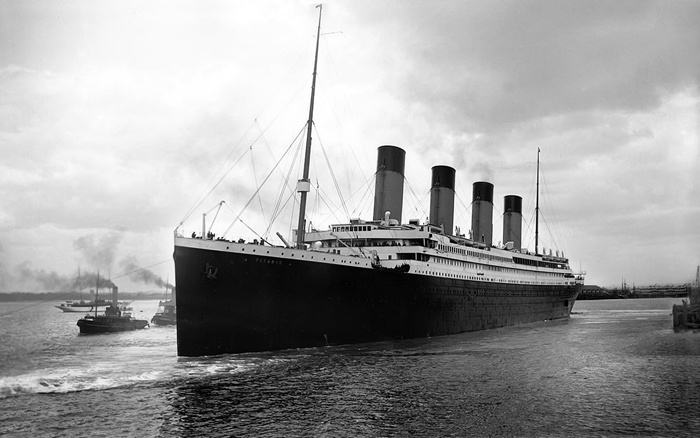 The Real Titanic in color - Titanic 3D