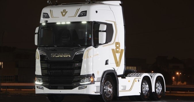Scania apresenta duas edições especiais na Fenatran 2019