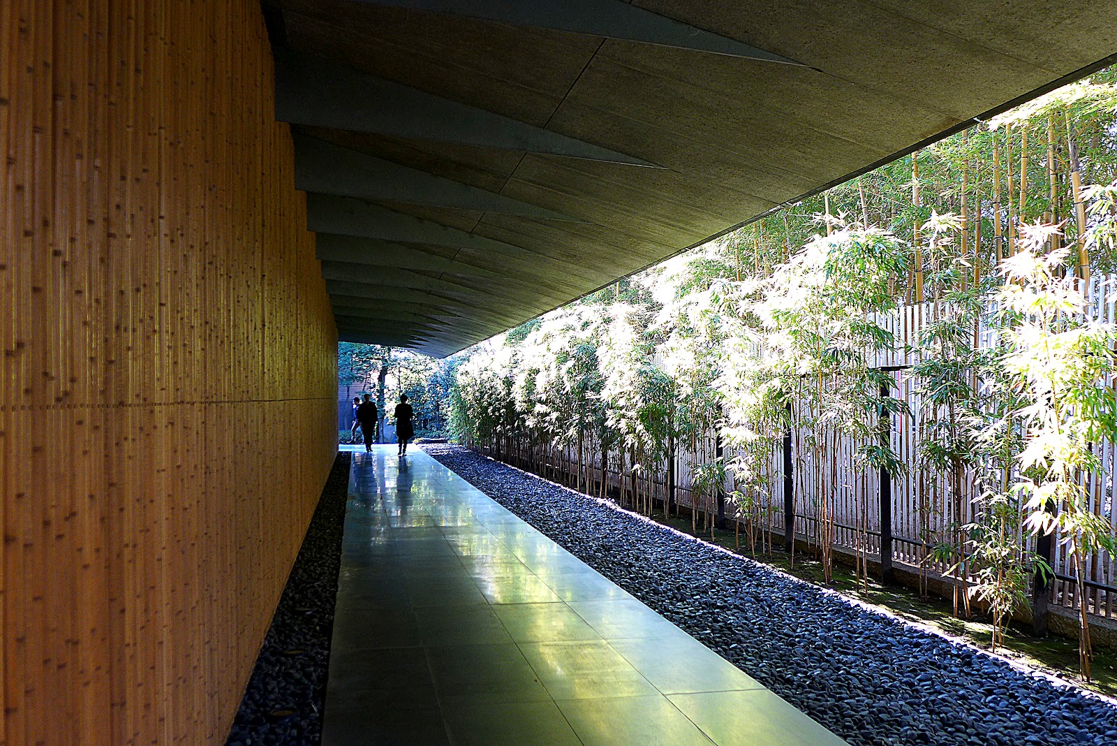 寬宅講堂 W.I.I. FM.: Amazing Tea House: Cafe, Nezu Museum, Tokyo