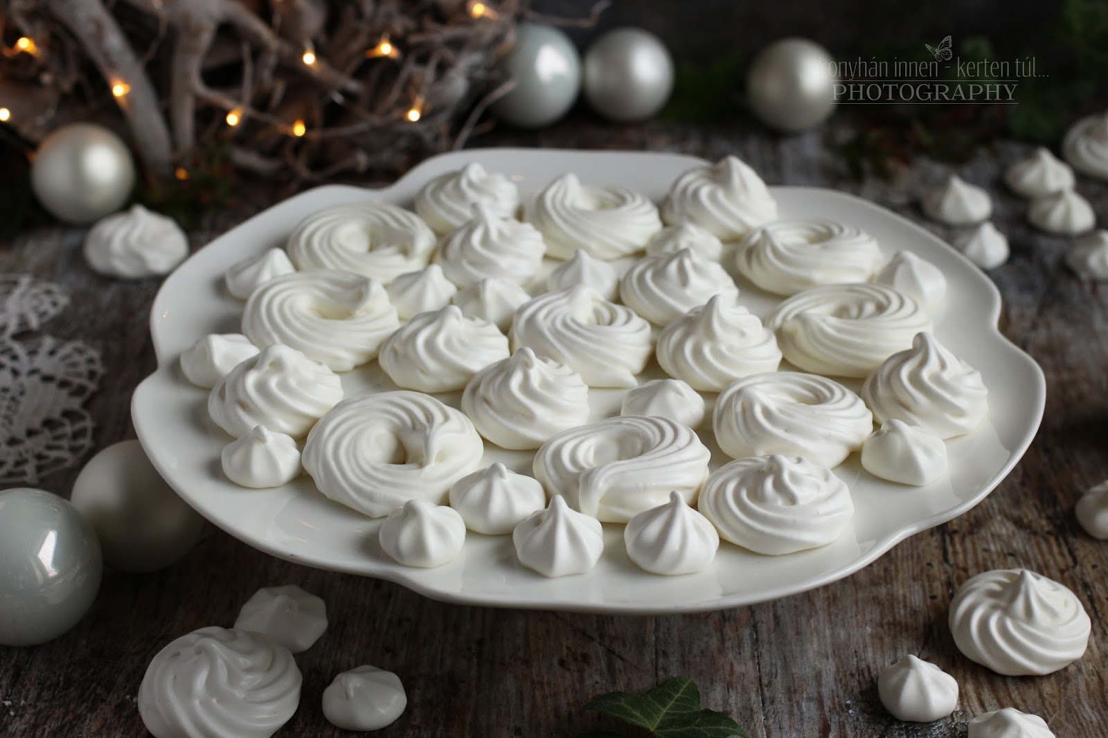 ...konyhán innen - kerten túl...: Habcsók és habkarika