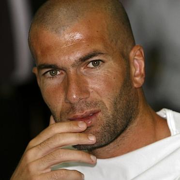 Zinedine Zidane - Zone Soccer Player
