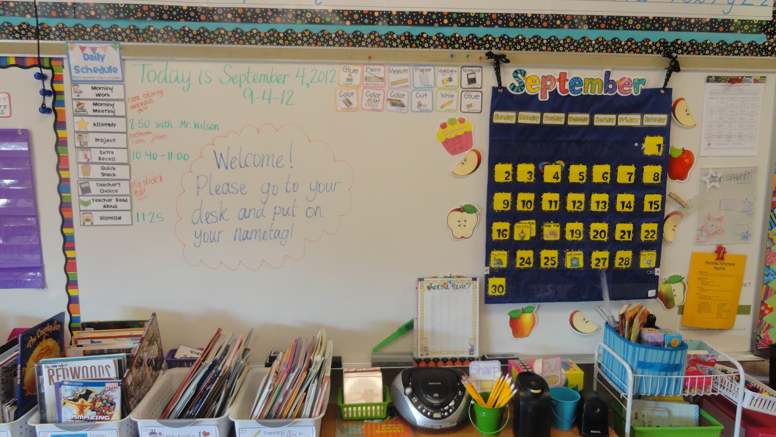 Welcome to the UNI-corner: I'm Ready! AKA- Wanna see some pics? {and ...