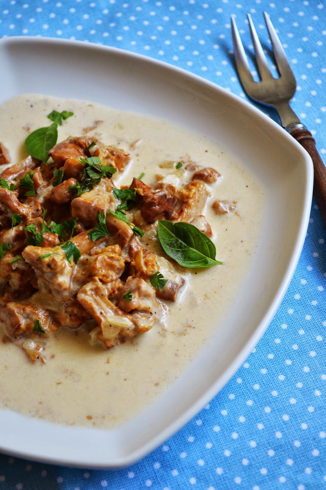 Galbiori cu smantana si busuioc - Bucătăria Urecheatei