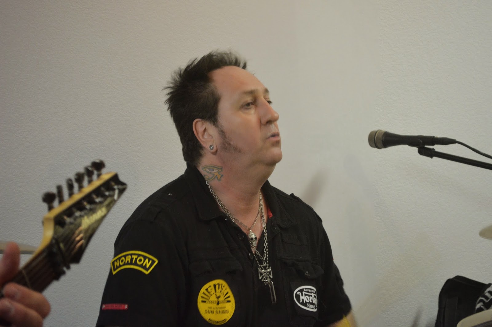 Les Warner - Alchetron, The Free Social Encyclopedia