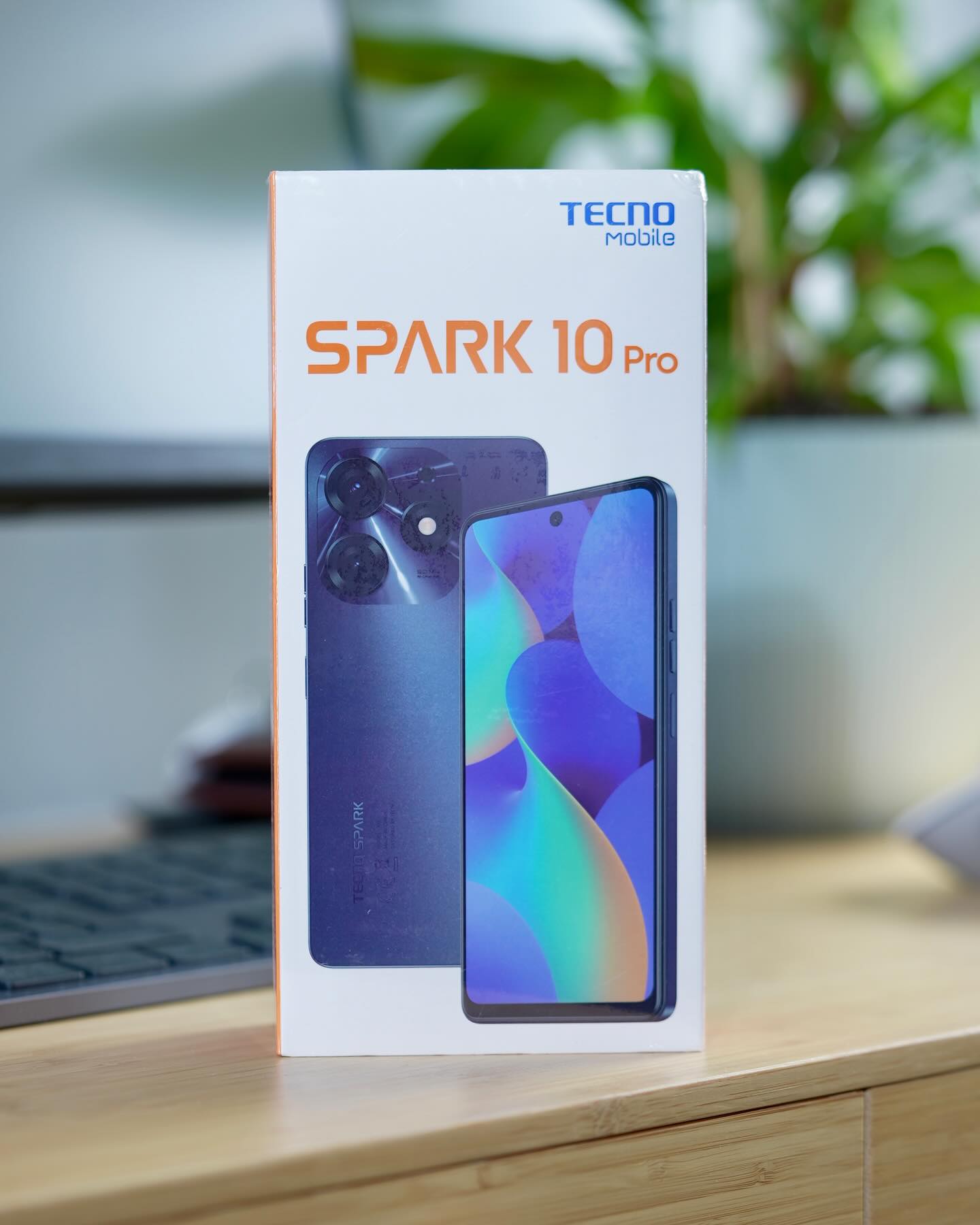 Спечелете смартфон Tecno Spark 10 Pro с 50 MP камера