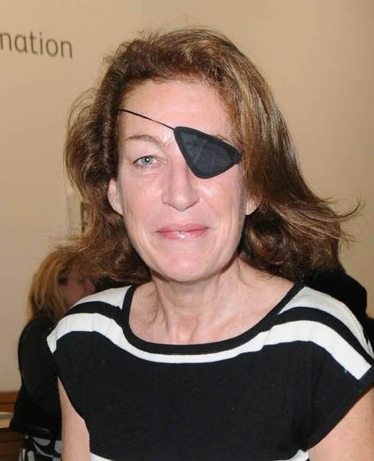 Marie Colvin killed in Syria - Funtuna