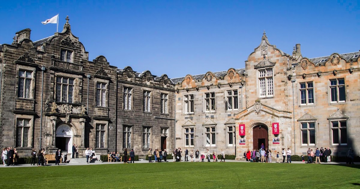 A Student's Guide to St Andrews