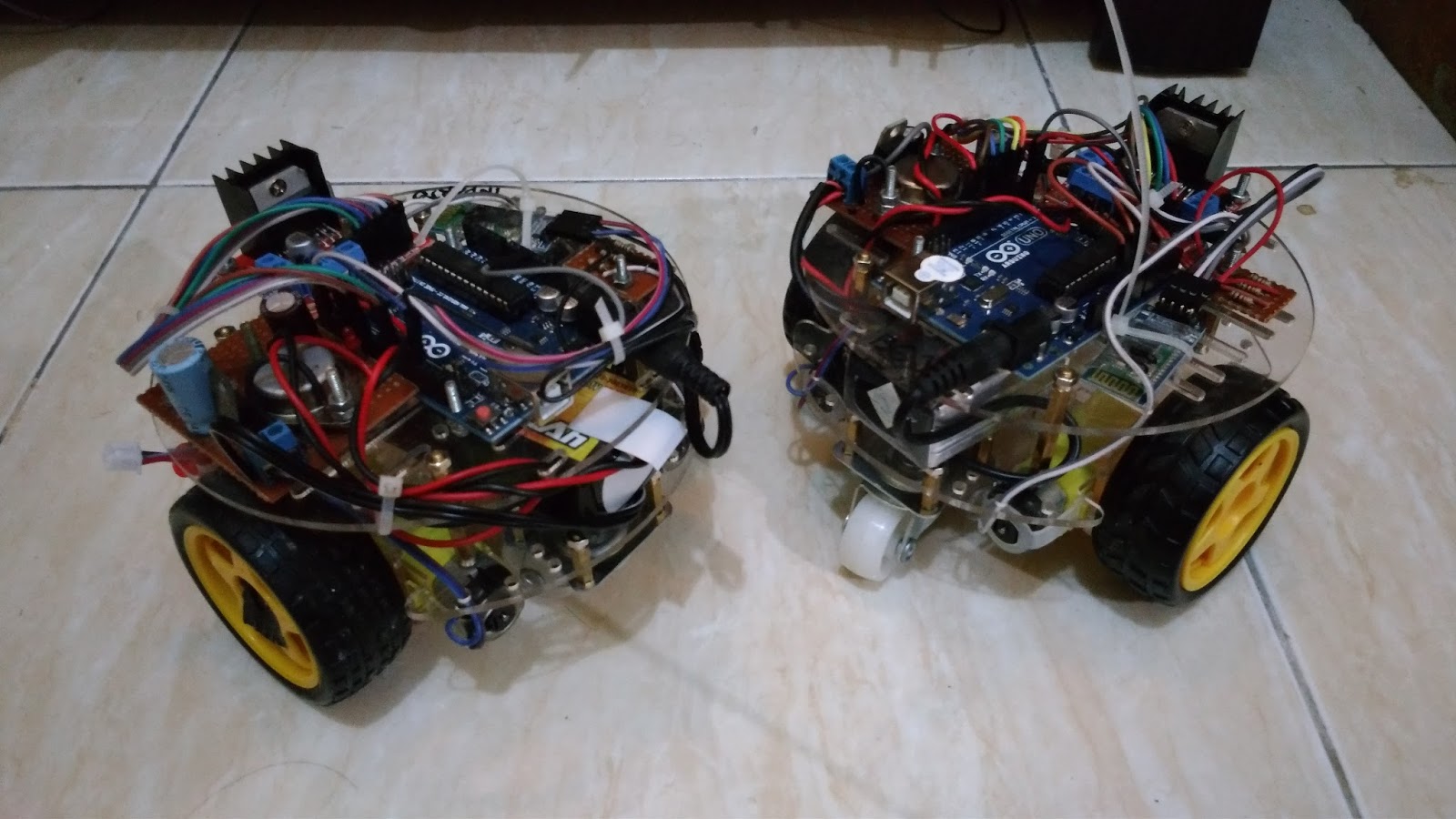 MERAKIT SIMPLE ARDUINO BLUETOOTH SUMO ROBOT DENGAN REMOTE ANDROID