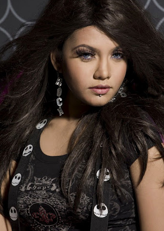 Bangladeshi Singer: Bangladeshi singer Mila - Photo Gallery of Singer Mila