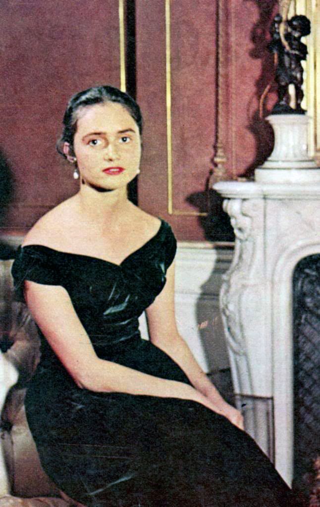 CORONAVÍRUS NA REALEZA: MORRE A PRINCESA MARIA TEREZA, DA ESPANHA ...