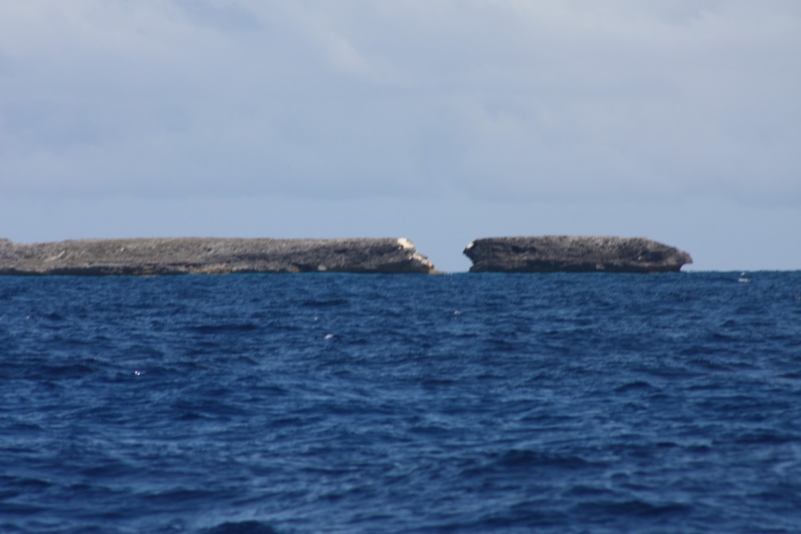 Meandering Joy: Cistern Cay to Lynyard Cay--April 8