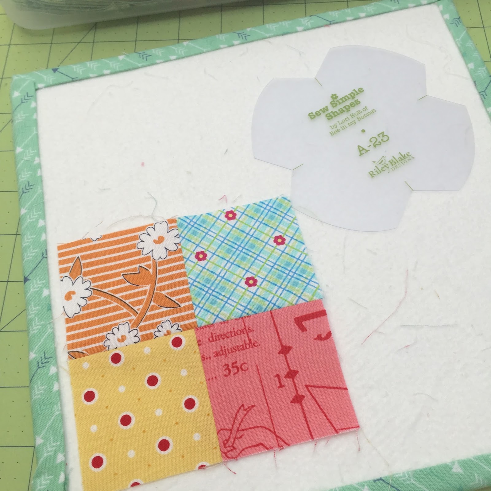 NEW!!! - Tutorial on Making Patchwork Flowers and Leaves with the Sew ...