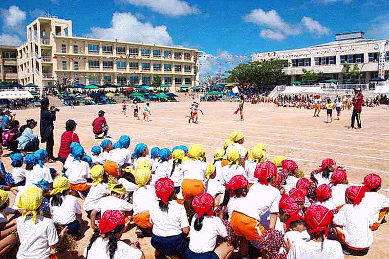 Ryukyu Life: 50-100 People Animated GIF of the Week