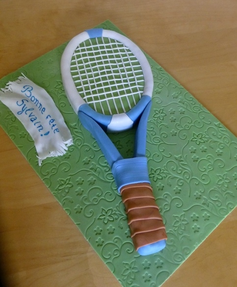CakeSophia: Tennis racket cake