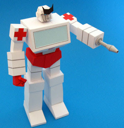 Transformers: G1 Ratchet Paper Model | Paperized Crafts