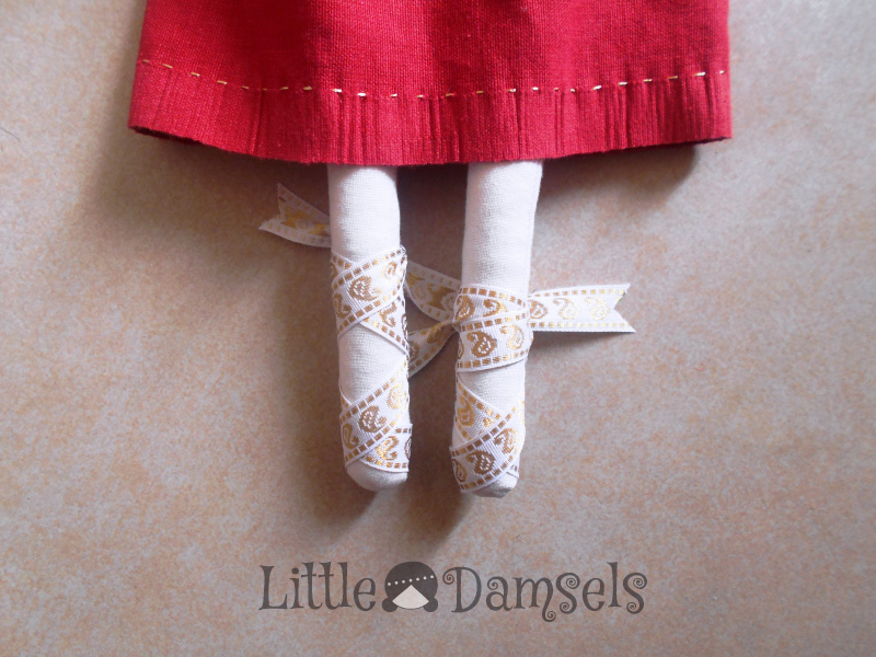 Little Damsels: Lulwa