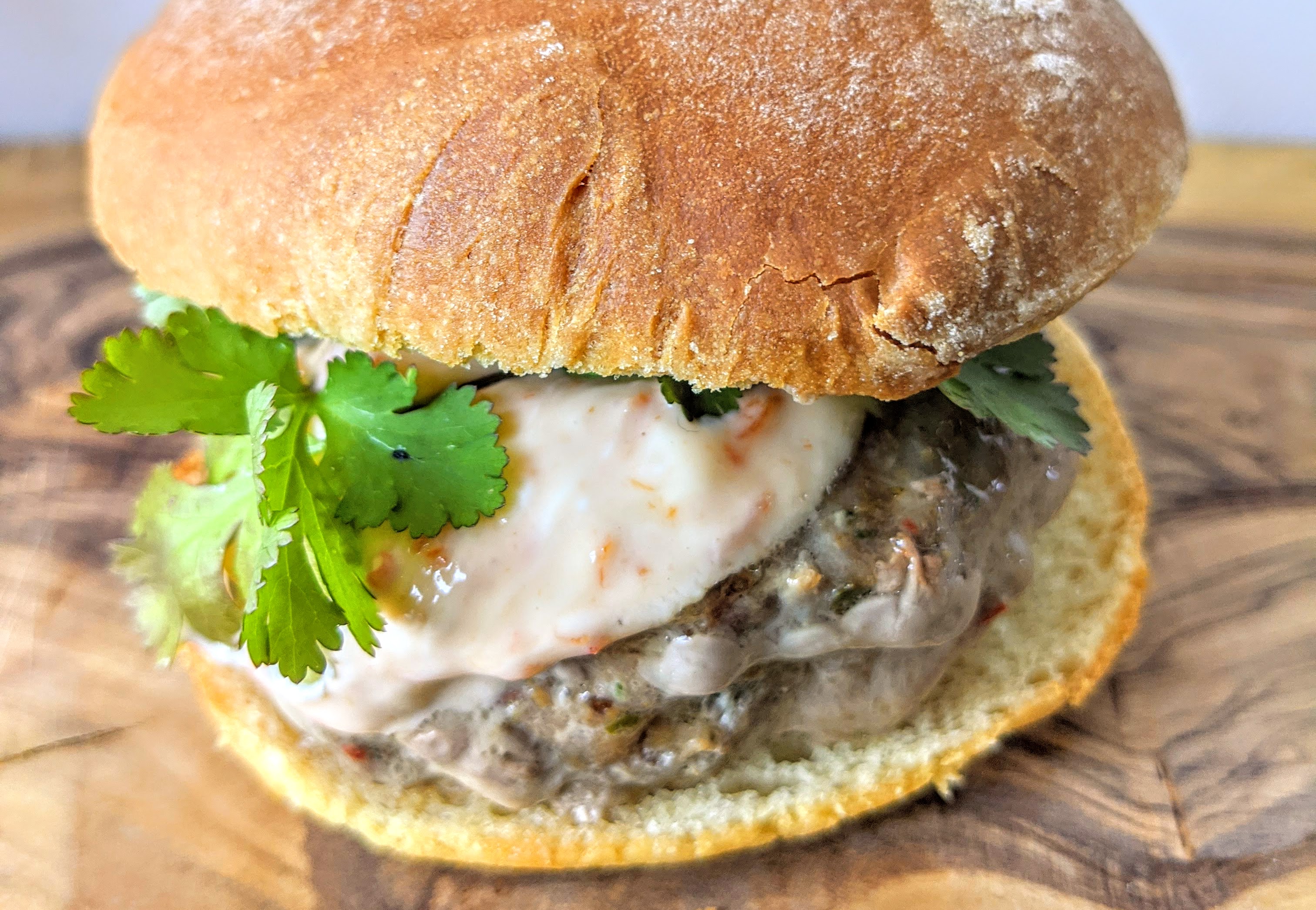Red Curry duck burger with lime and chilli mayonnaise - Kitchen Exile