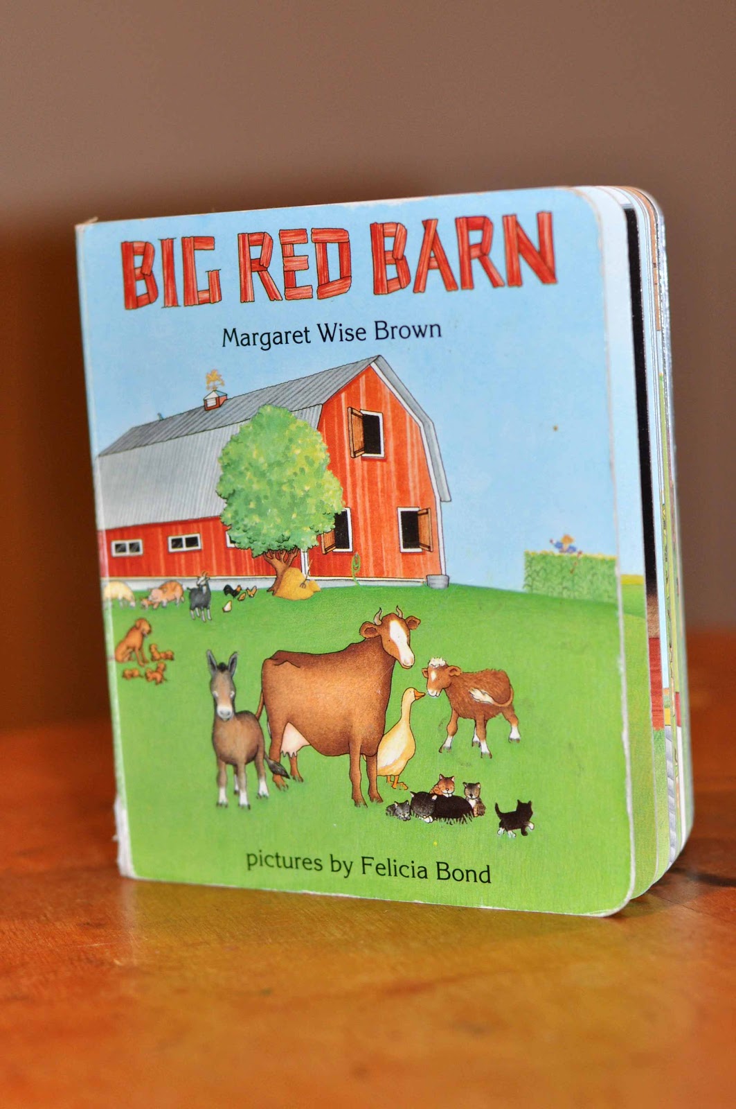 Go Go Bookworm: Day 10: Big Red Barn