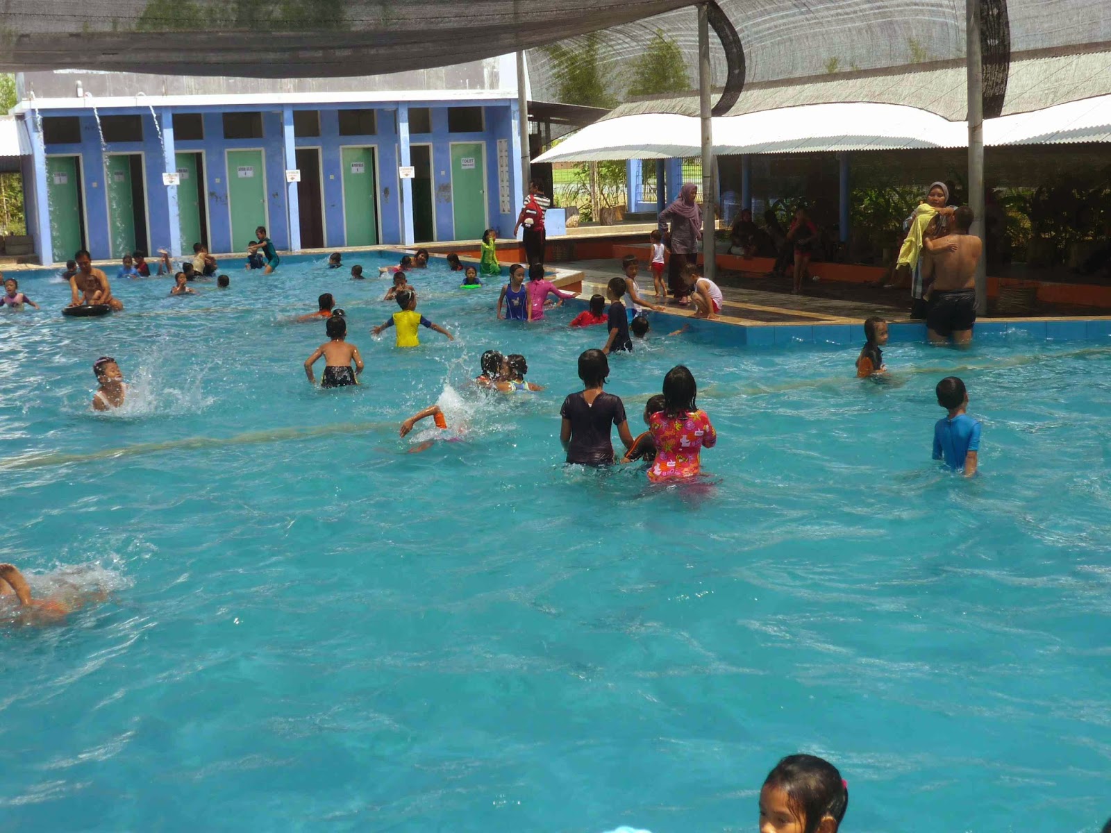 MEDURI ASRI: Wahana wisata keluarga meduri asri pekalongan.