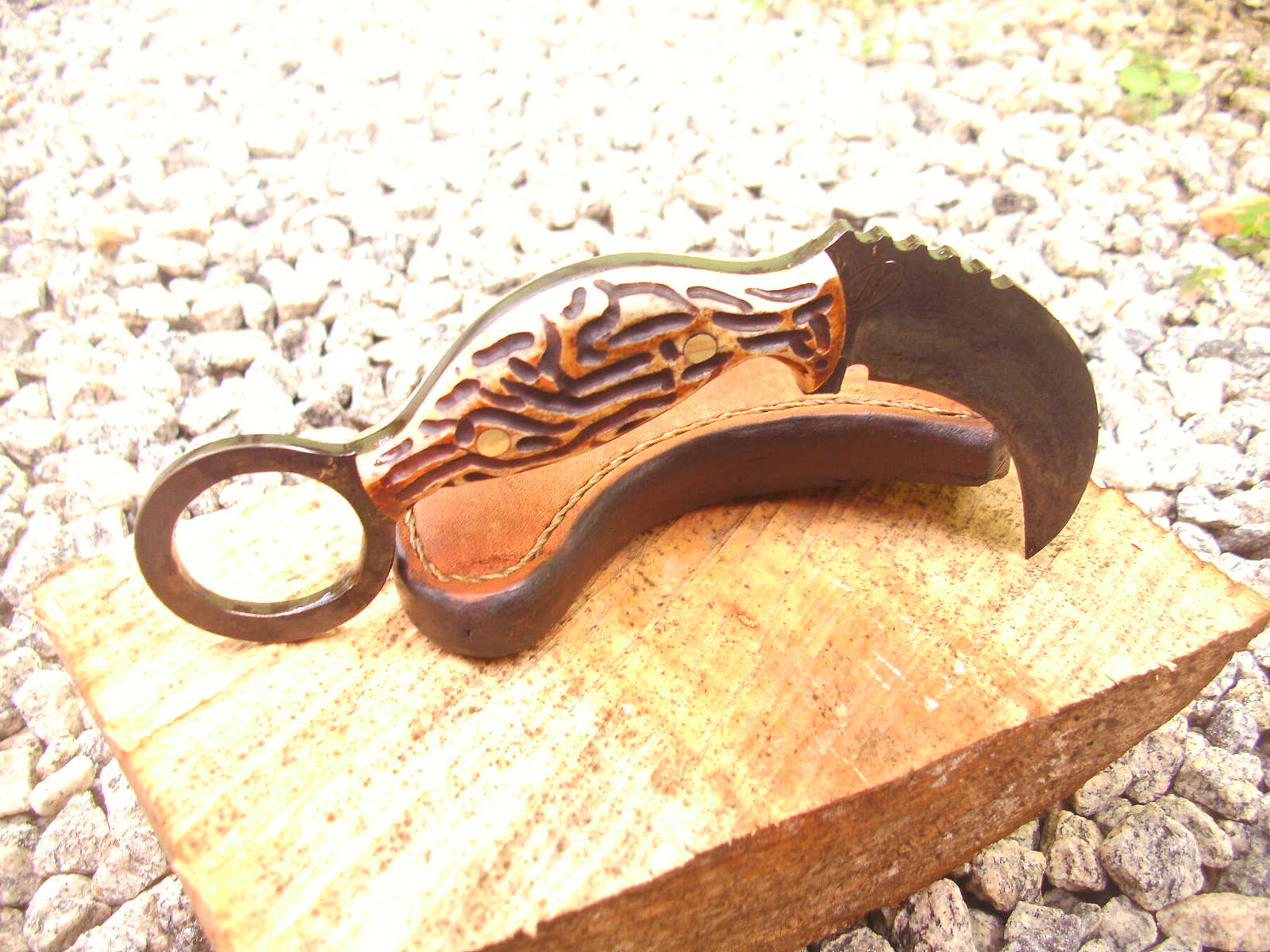 Knivesjr - Facas Artesanais: Karambite (Wilson - ES)