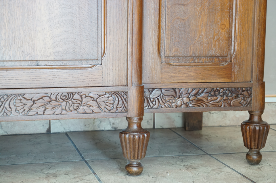 Modern Antyki: [5643] Kredens secesyjny