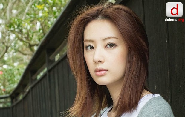 9 Artis Jepang Tercantik versi Didunia.org | Di Dunia