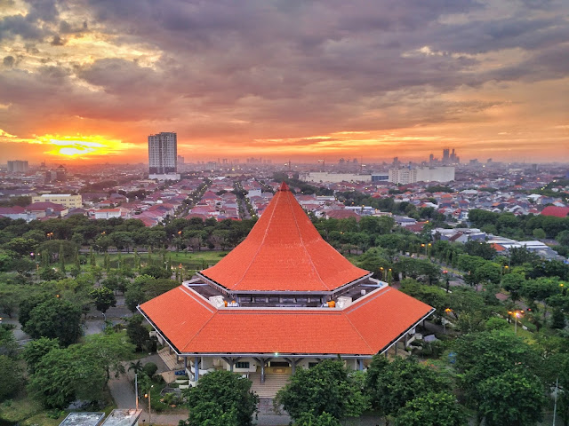 Gedung ITS, Surabaya - PERNIKAHAN 123