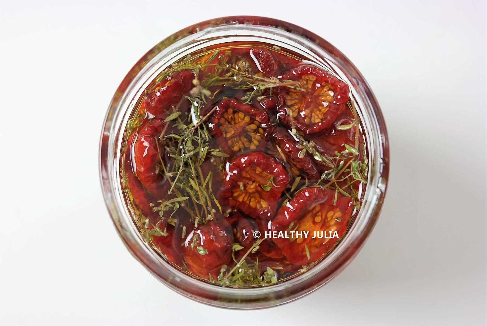 COOKING JULIA : TOMATES SÉCHÉES MARINÉES À L'HUILE D'OLIVE