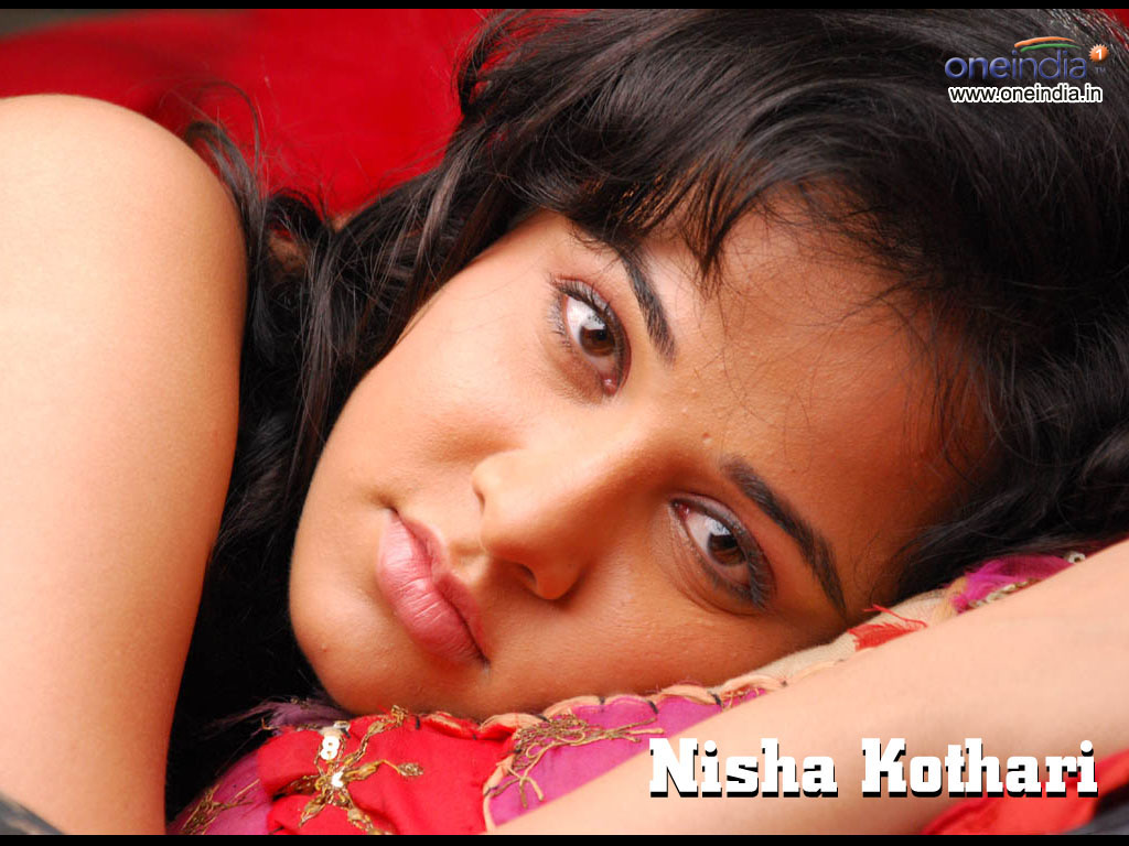Beautifull Wallpapers: Nisha Kothari Walls