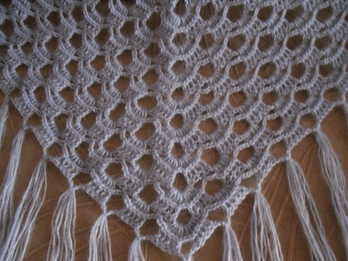Crochet: GRAY ANGORA SHAWL