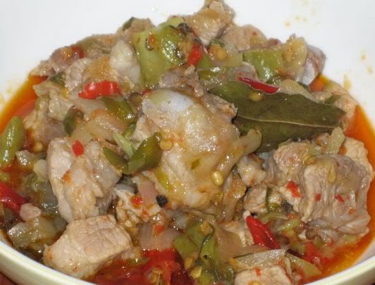 Masakan Indonesia: Resep Babi Rica-Rica Dayak