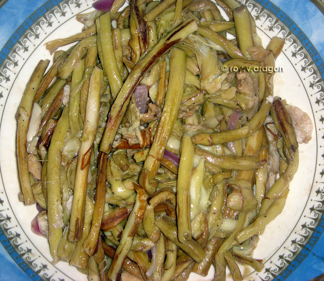 daludal, sagibsib, taro shoots/suckers ~ PINAKBET REPUBLIC