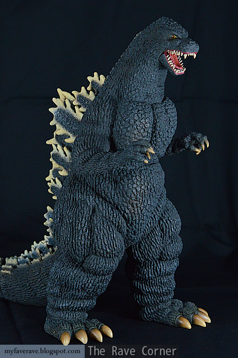 The Rave Corner: Diamond (Previews Exclusive) X-Plus 30 cm Godzilla ...