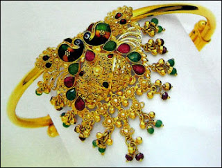 Indian Jewellery and Clothing: Different designs of armlets..