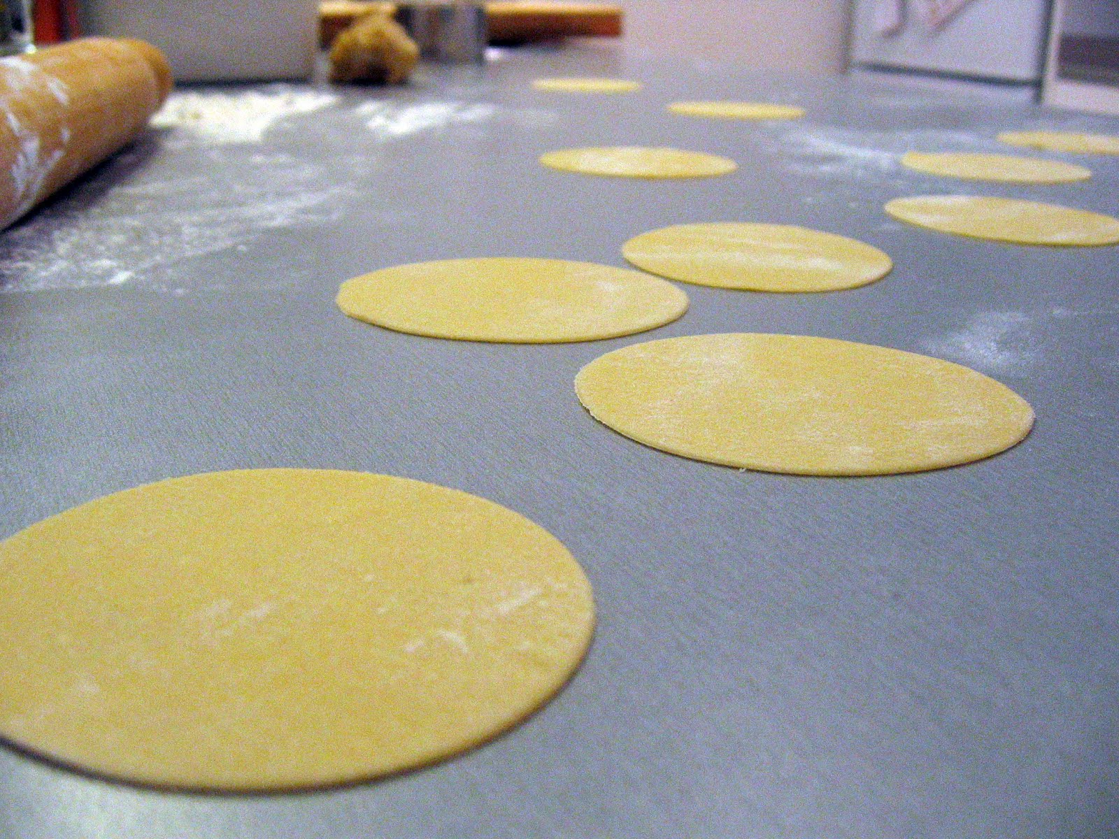 good food in a crap kitchen: Buttercup squash Tortellini