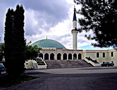 Post #17 - Keindahan Senibina Masjid Yang Unik - Relaks Minda