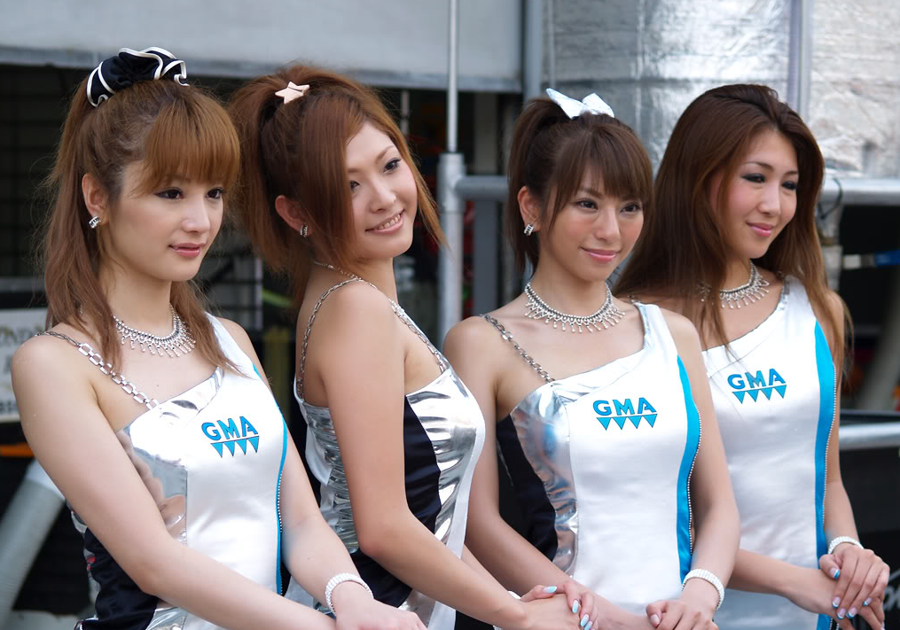 The Uniform Girls: [PIC] GMA show girls