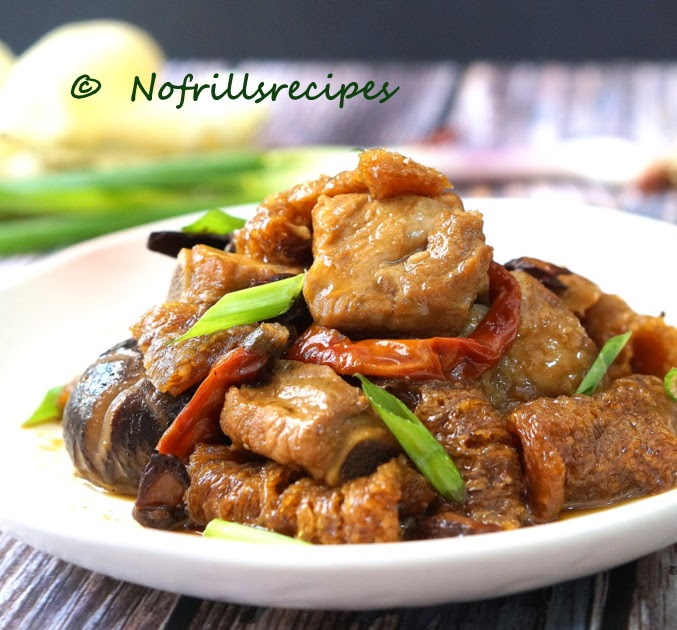Braised Pork Ribs with Mushrooms and Fish Maw ~ 冬菇鱼鳔焖排骨
