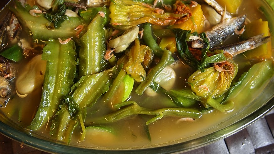 LUWEEH KITCHEN : Dinengdeng sa Patis at Alamang