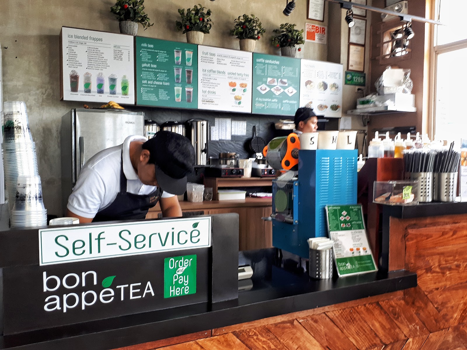 Tales of Tephie: [Review]: Bon AppeTEA